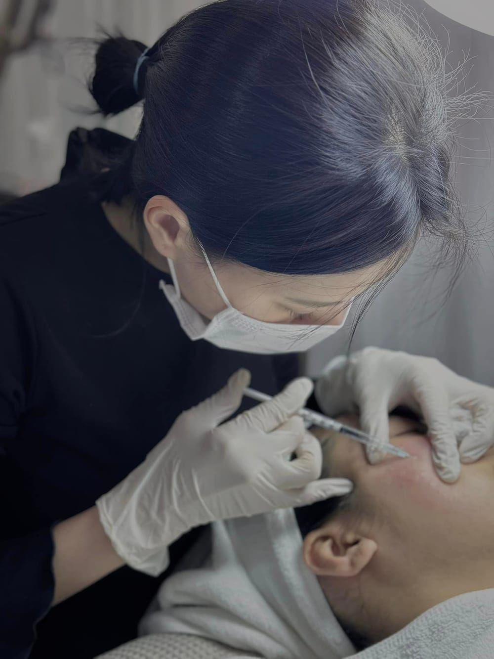 Điều Trị Mụn - MinT Foundation